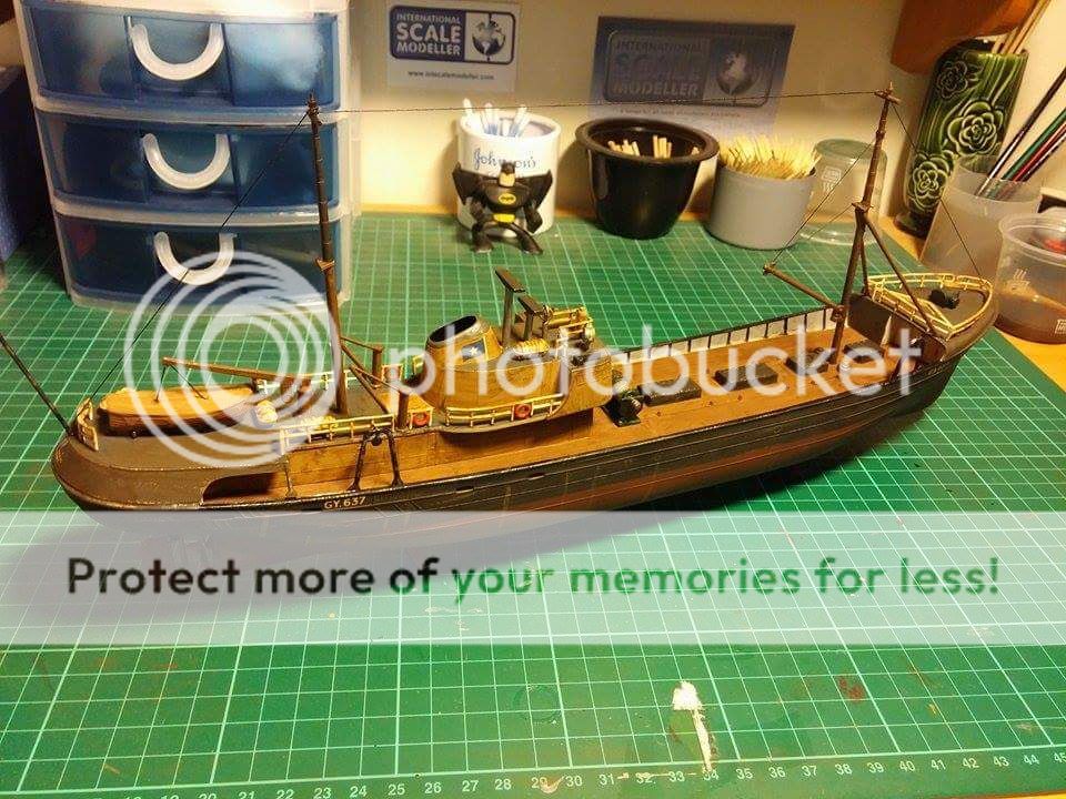 Revell 1/142 Northsea Fishing Trawler - International Scale Modeller